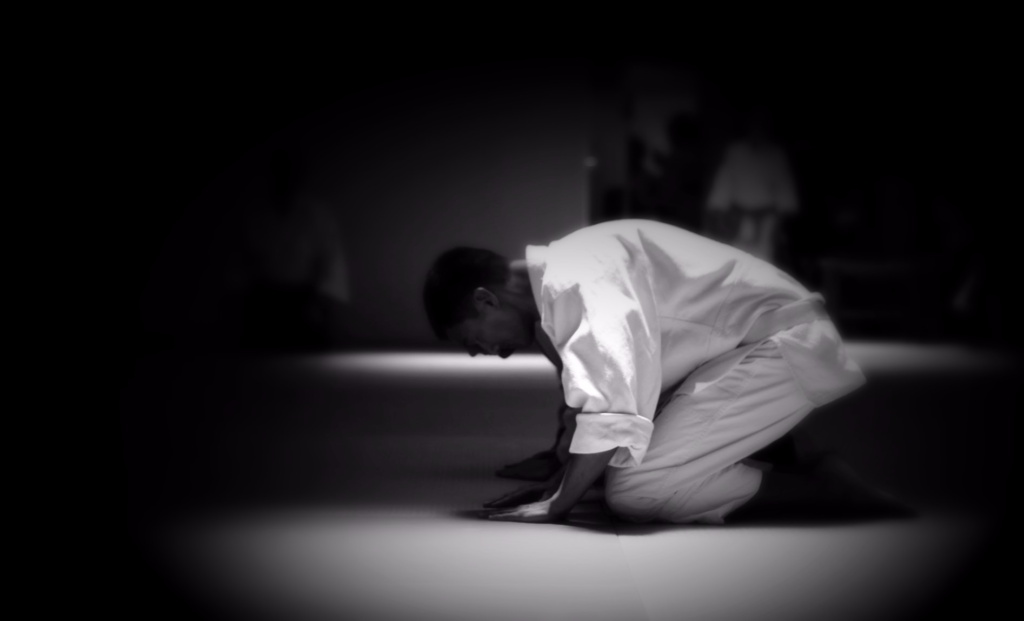 deep-bow